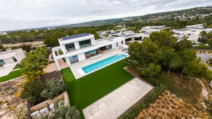 4 Bed Luxury Villa On Las Colinas Golf Resort - Cabo Roig