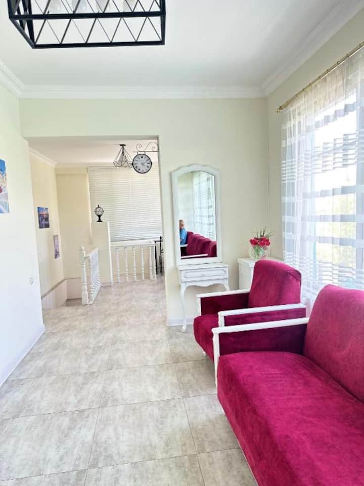 Santorini Hotel & Hostel - Erevan