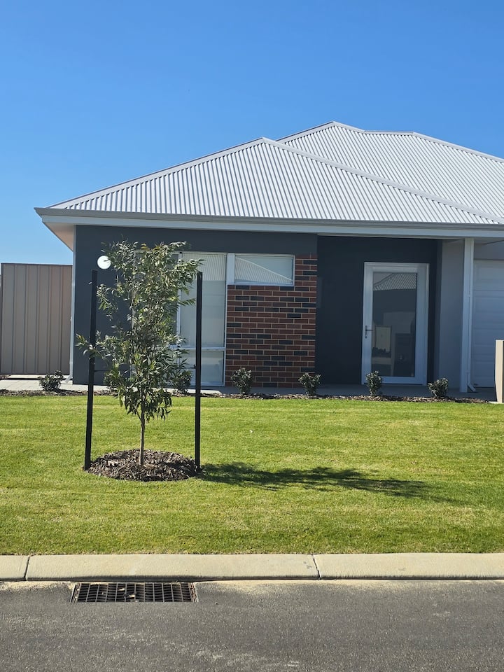 Premium Australind Retreat: New Build - Bunbury