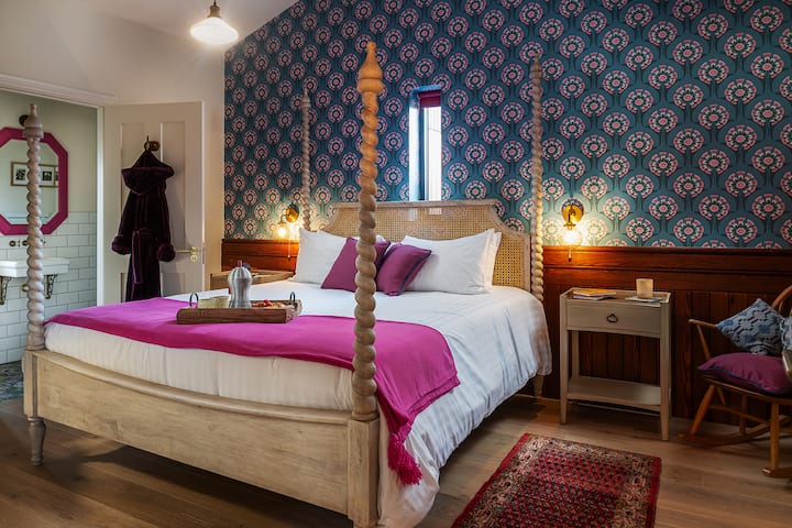 The Owl House, Romantic Rural Cottage - Abergavenny