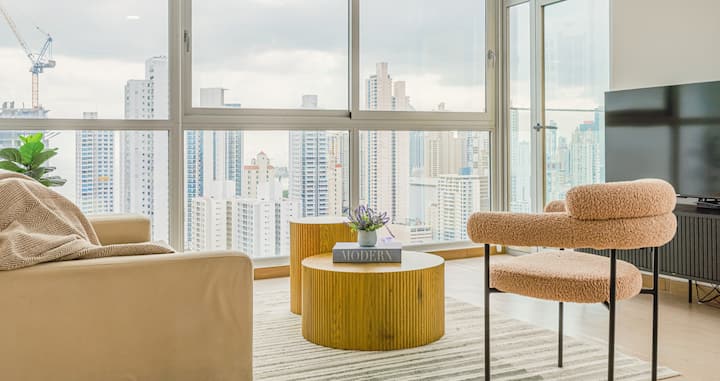 Bright 3br• City Views• Balcony•ocean View Pool - Panama City