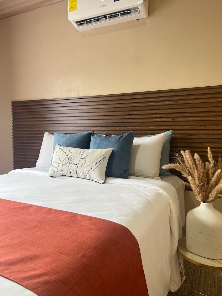 Villa Tropical Con Jacuzzi | La Fortuna - La Fortuna