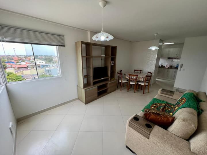 Apartamento Localizado Entre O Centro E O Mar - Tramandaí