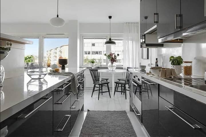 Modern Och Bekväm Lägenhet Nära Liseberg - Gothenburg