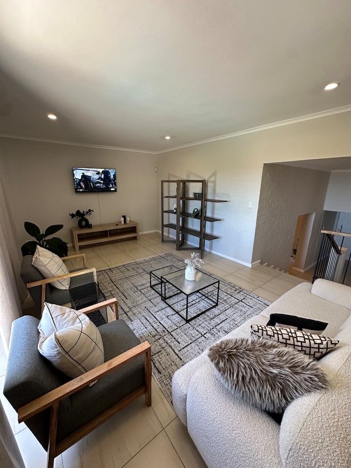 Little Nest - Somerset West