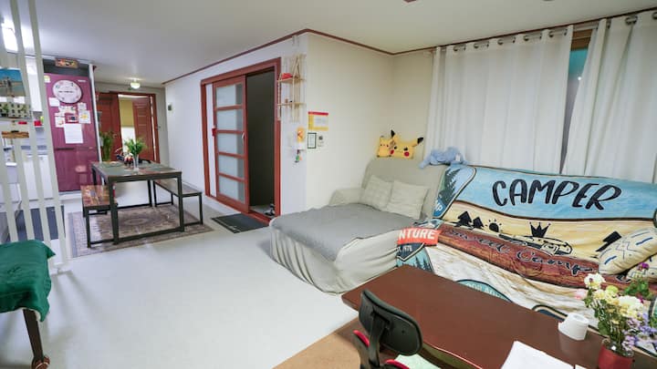 부천 가든스테이 / 부천역 도보 6분 / 방 3개 / 집전체 / 짐보관 가능 - Bucheon-si