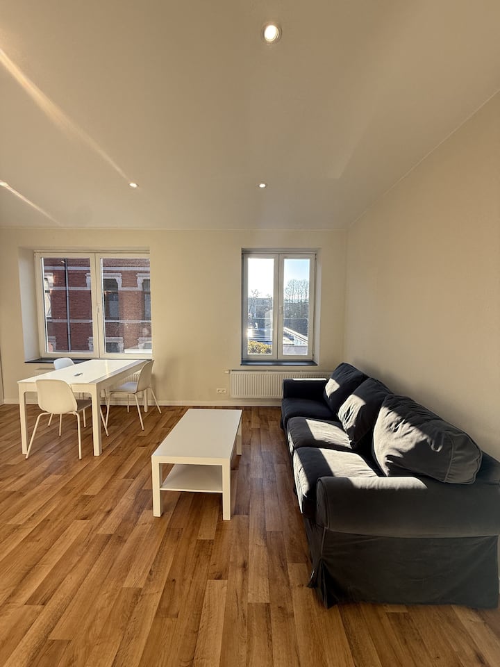 Duplex Lumineux 3 Ch– Quartier Guillemins - Saint-Nicolas, Belgique