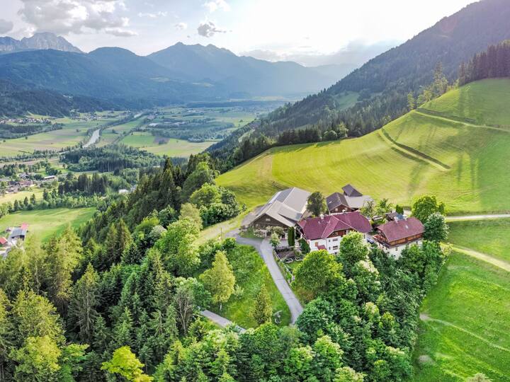 Reißkofel In Steinfeld By Interhome - Weissensee