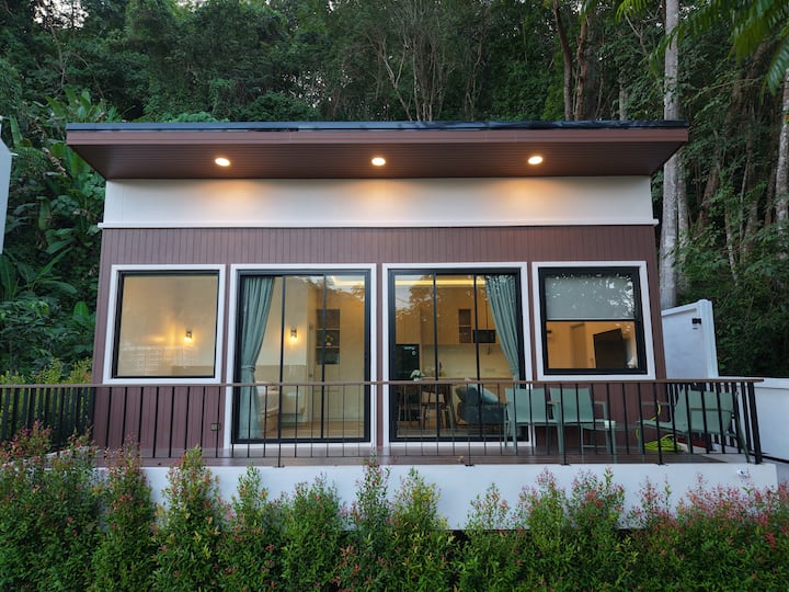 Cozy Nature Stay In Phuket City Center Garden View - Phuket