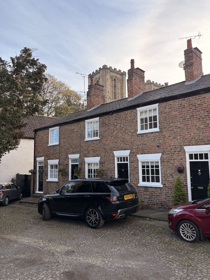 Charming Grade Ii Listed Georgian Cottage - Ripon