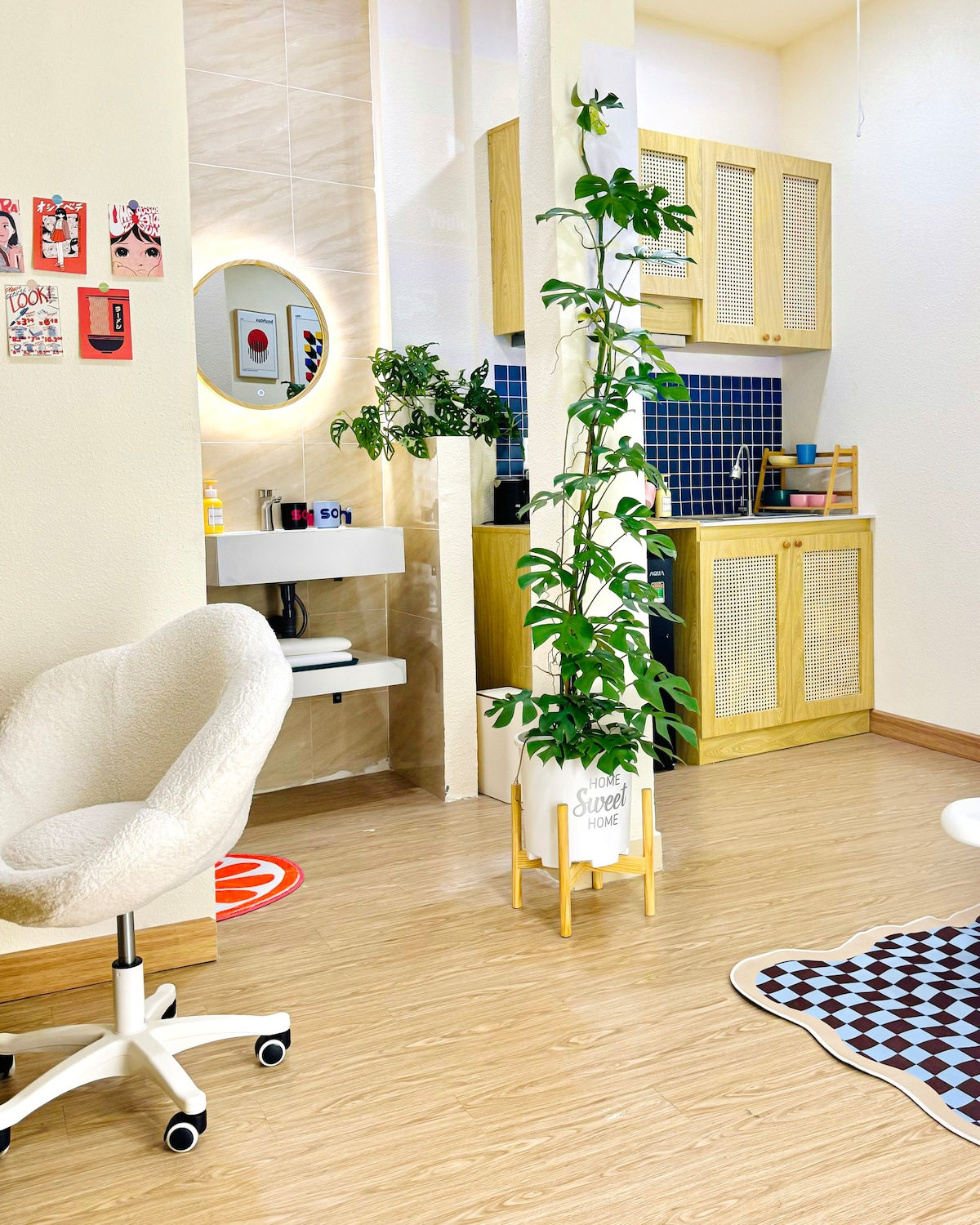 Estudio colorido - Proyector 4K - Cocina privada - Apartamentos en ...