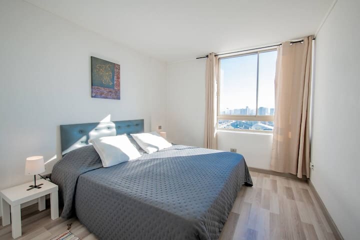 Un Hogar Con Los Espacios Ideales Para La Familia - El Bosque, Chile