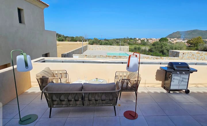 T3 Avec Vaste Terrasse Vue Mer & Piscine - Belgodère