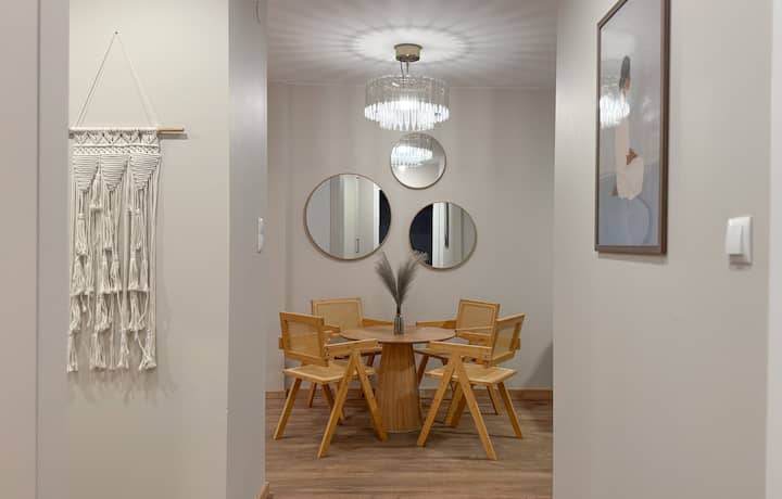 Scandi Apartment With Free Parking - Warschau