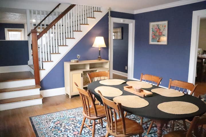 Spacious Private Home Near City, College And Lake! - Geneva, NY