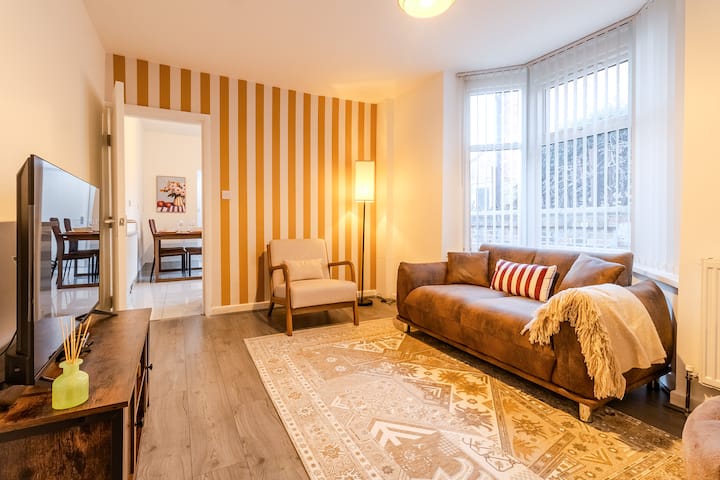 Contractor & Family Friendly • 20% Off - Bedford