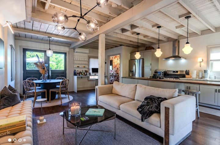 Renovated Cottage-office/gym-close To Everything - Providence, RI