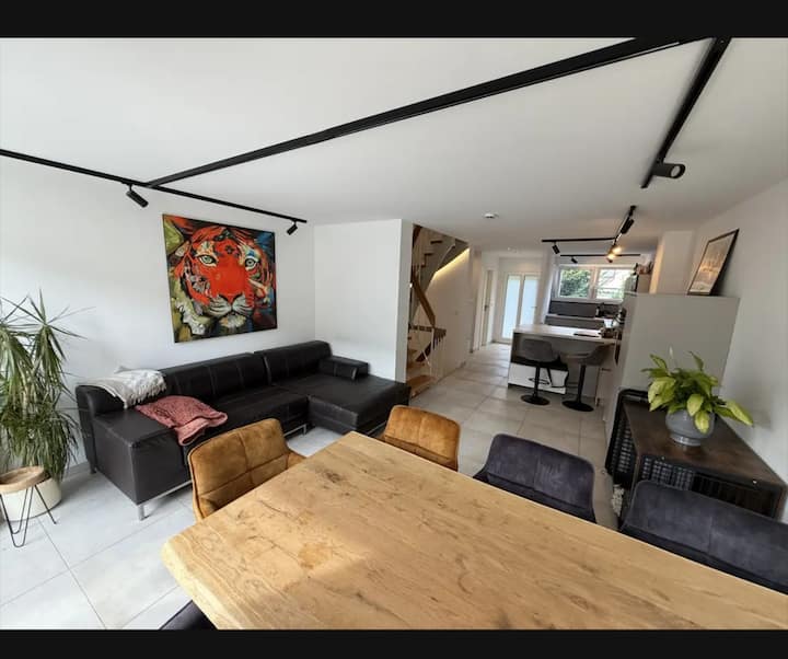 Reihenhaus Mit Gehobener Ausstattung In Geismar - Göttingen