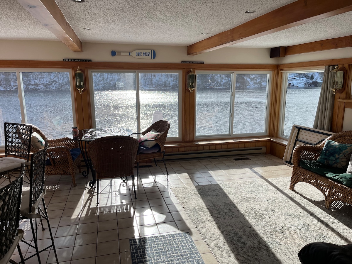 Escapada acogedora frente al lago en Southbury, CT - Casas en alquiler ...