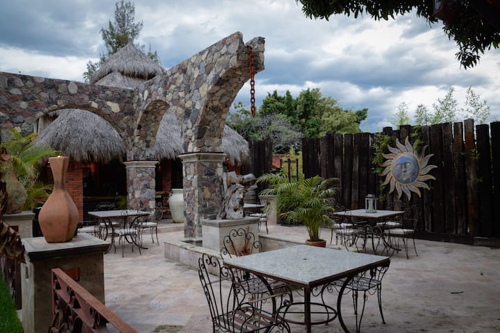 Lujosa Habitación En Ajijic Con Alberca Y Spa - Ajijic