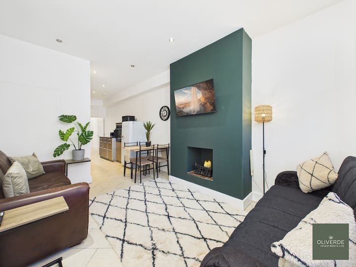 Stylish 2-bed Urban Retreat-jewellery Qtr, Central - Birmingham