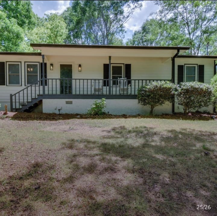 Modern Comfort Meets Classic Charm In Athens - Athens, GA