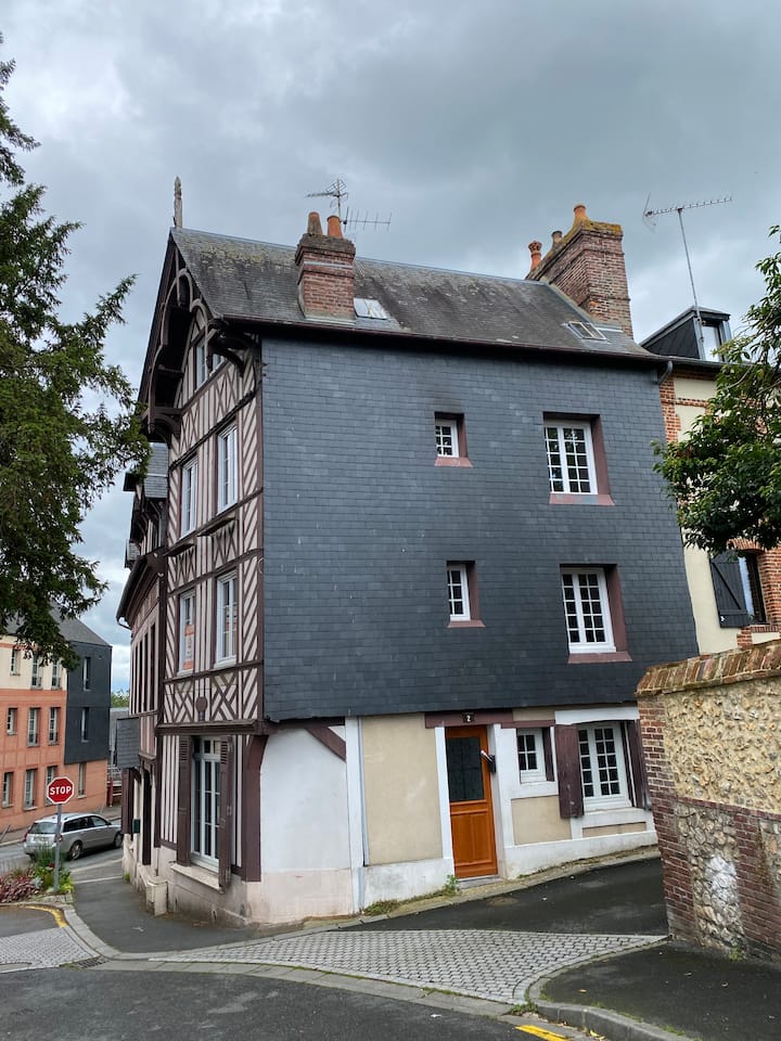 Magnifique Maison En Plein Cœur De Pont L’évêque - Pont-l'Évêque