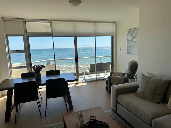 Ocean Liner 302 - Somerset West