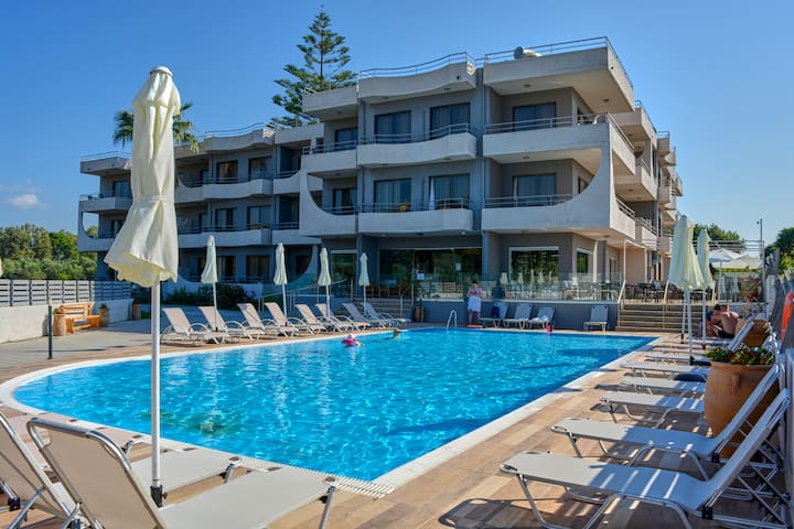 Family-operated Hotel For Relaxing Holidays - Rhodos