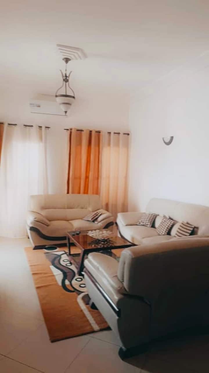 Appartement Paisible éQuipé Proche Plage - Cotonou