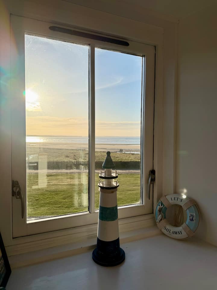 The Beach Flat - Moray