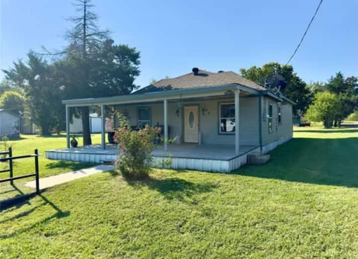 World Cup Base Camp | Close To Matches & Fan Zones - Bonham State Park, Bonham