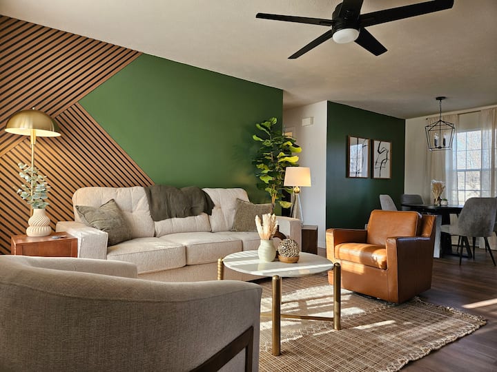 Stylish House At Exit 81 & 10 Mins To Downtown - Murfreesboro, TN