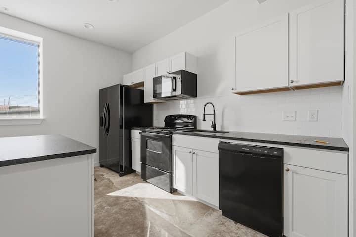 1 Bedroom Apt Close To Downtown Abilene-4 Guests - Abilene, TX