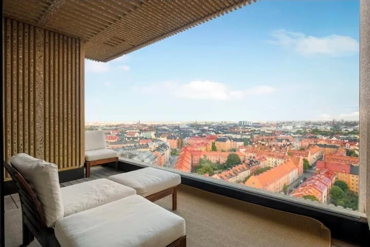 Unik Lägenhet Med Fantastisk Utsikt I Torsplan - Stockholm