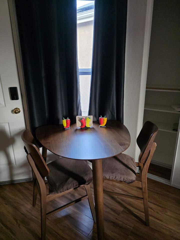15 Mins From Temecula Wineries! Cozy Studio - Hemet, CA