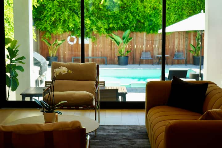 Modern Hollywood Villa With Resort Pool And Spa - West Hollywood, CA