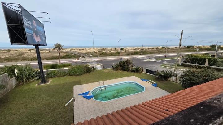 Casa à Beira Mar Com Piscina - Torres, Brazil