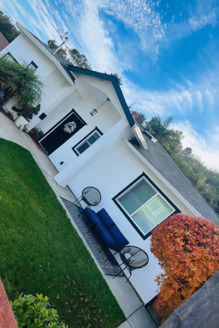 3 Bedroom/ 2-bathroom Full House Ranch Style Ssf - Pacifica, CA