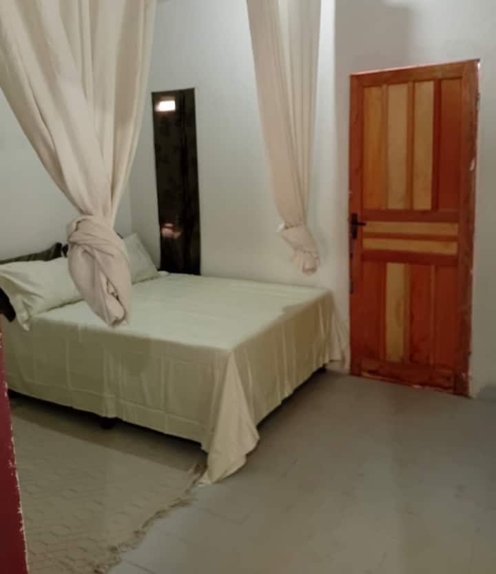 Casa Próximo A Padaria E Mercados - Prado