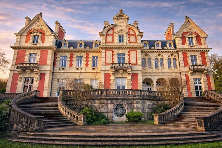 Séjour Romantique Dans Un Château En Dordogne. - Trélissac
