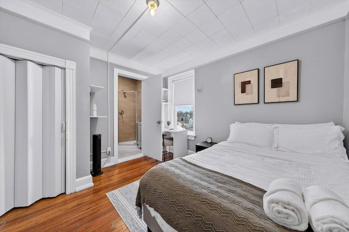 Affordable Private Studio In Downtown Middletown - Washington Heights, NY