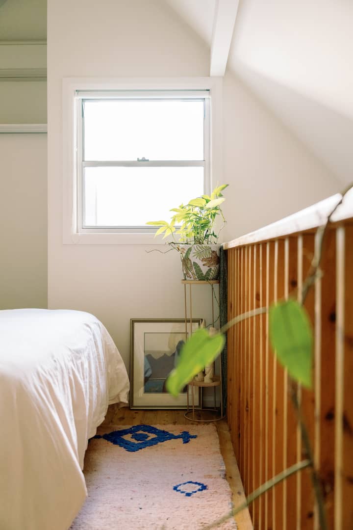 Cosy Wooden Loft In The Heart Of The Art Estate - Byron Bay