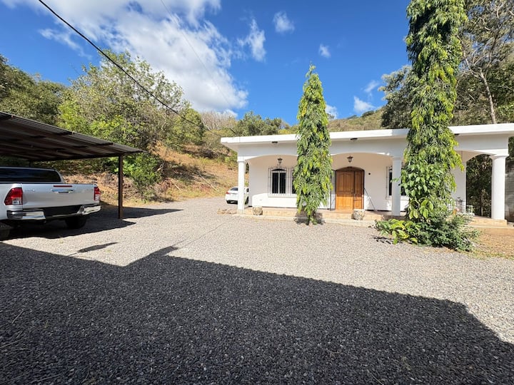 Casa Colonial Acceso Inmediato Por Carretera - Asunción Mita