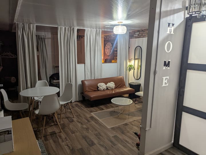 Cozy Little Guest House In The Big Easy. - Kenner, LA