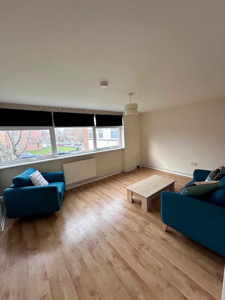 Affordable, Comfortable Flat | Great Value Stay - Sittingbourne