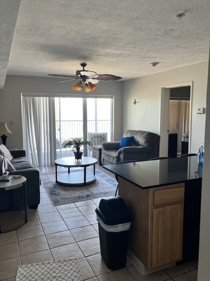 Beautiful Lakefront Condo. Amazing Views! - Put-in-Bay, OH
