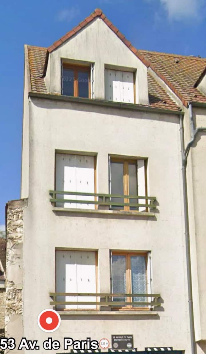 Un Appartement Très Calme - Étampes