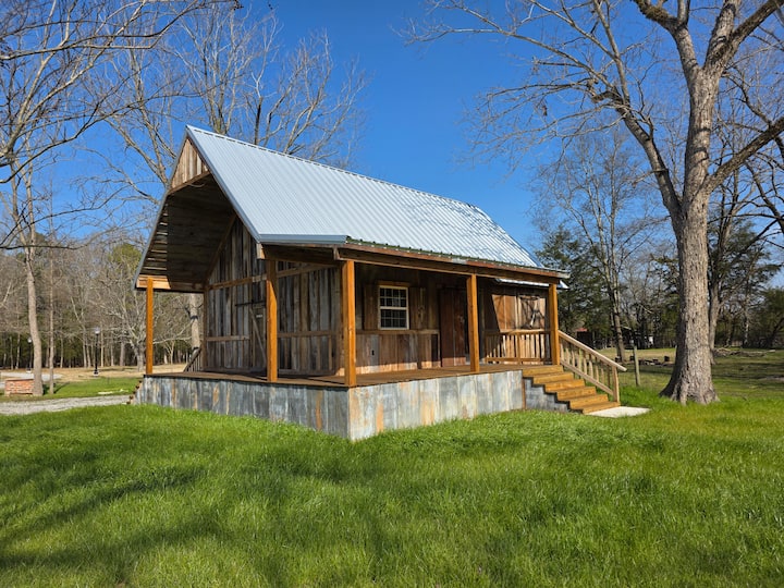 Rustic Charm With Unexpected Luxury - Chickasaw State Park, Gallion
