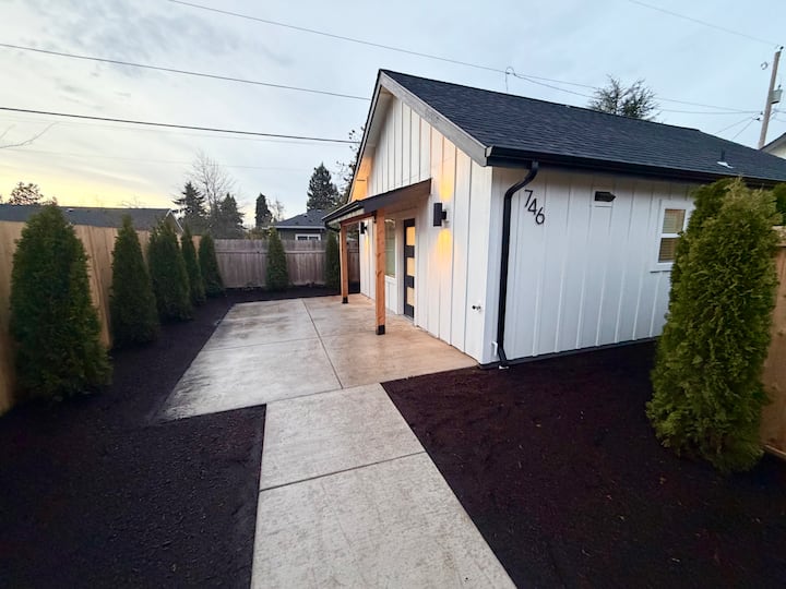 The Breakaway! - Eugene, OR